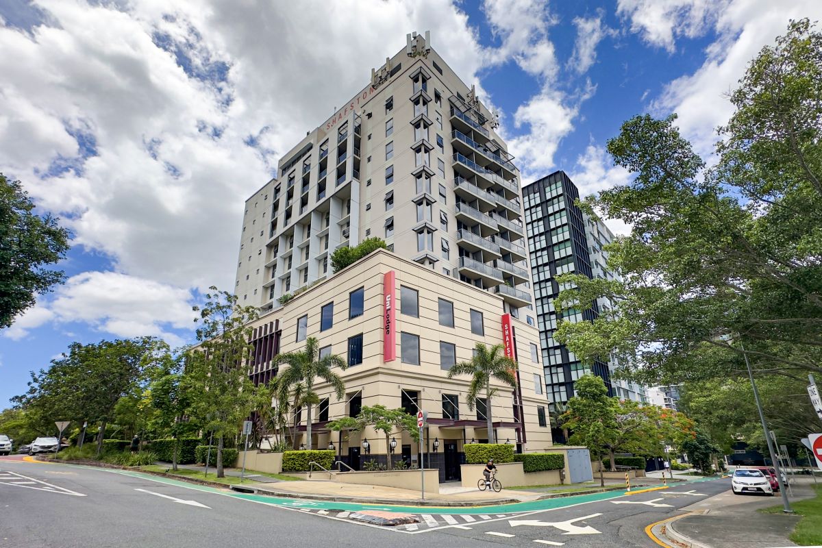 ACCOMMODATION - Shafston International College